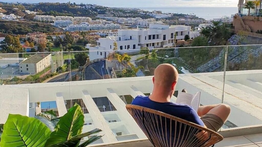 Interview with successful Pro trader - david Bloor - Huffmag
