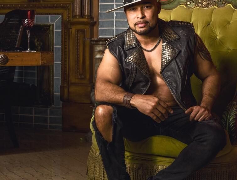 Revolutionizing Fashion: The Story of Jay Love and Alpha Fashionista ...